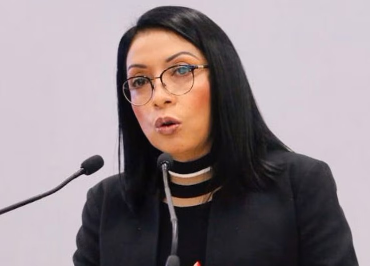 Cúpula / Esthela Damián evita criminalizar a jóvenes. - Cupula Puebla